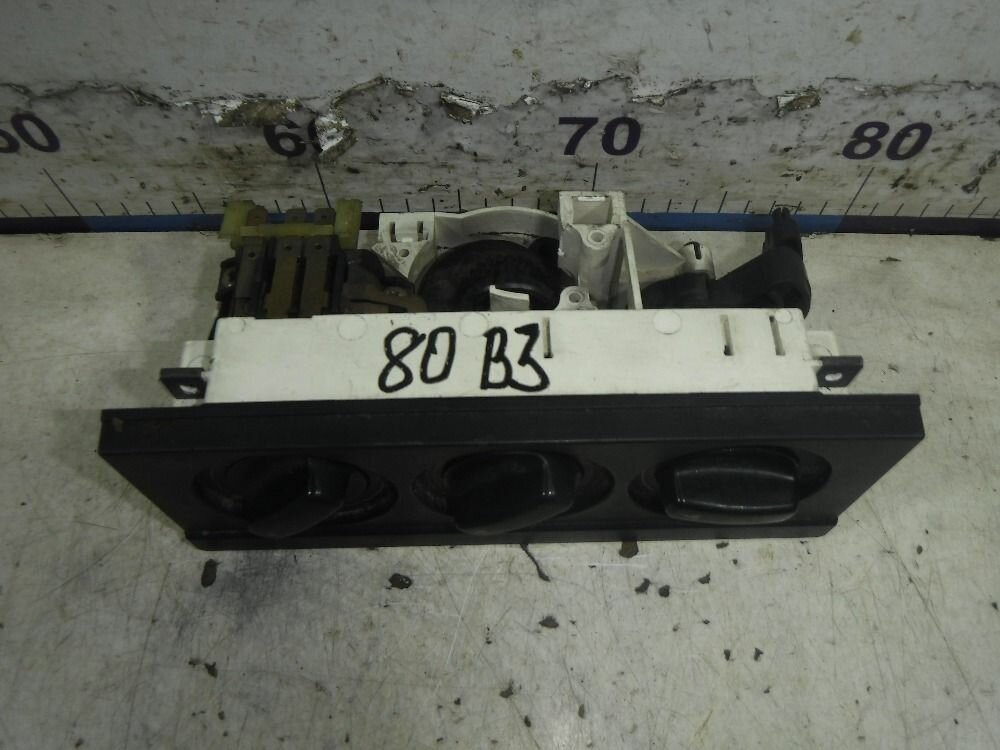 Блок управления отопителем Audi 80 B3 893819045C