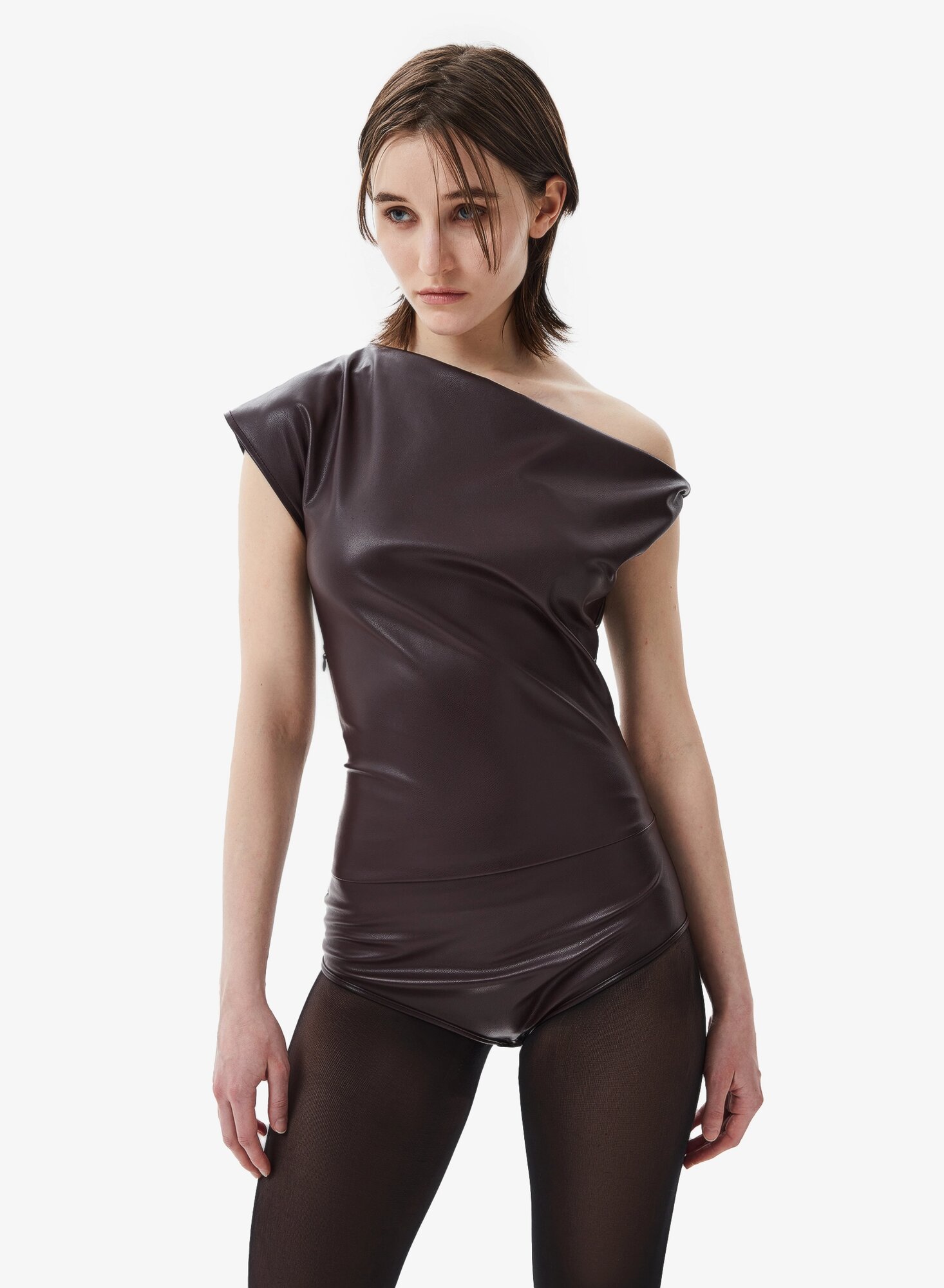 Кроп-топ LEATHER