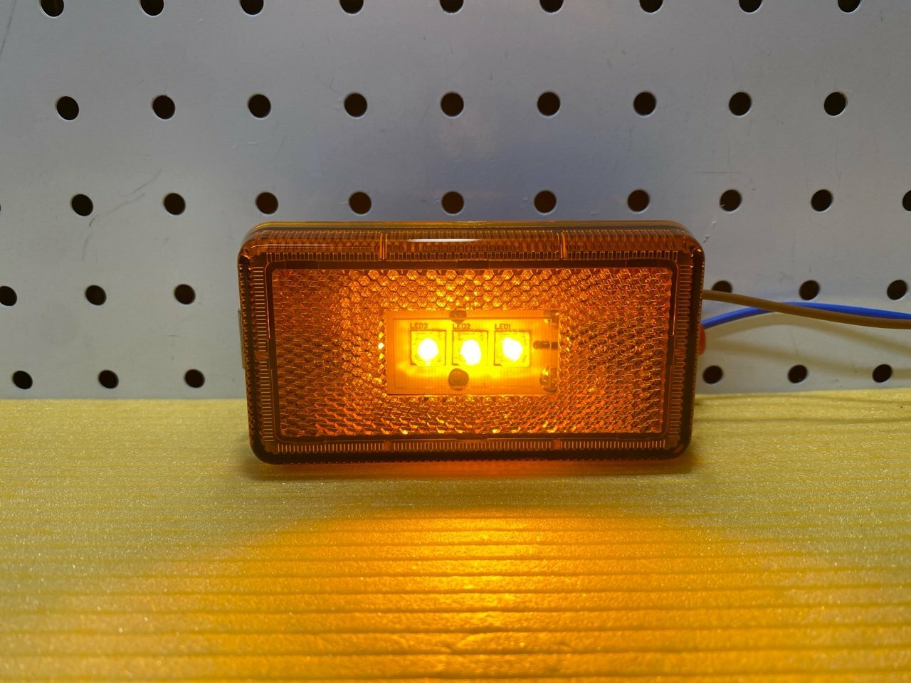 Фонарь габаритный (внешнего обозначения) led SCANIA P R G скания