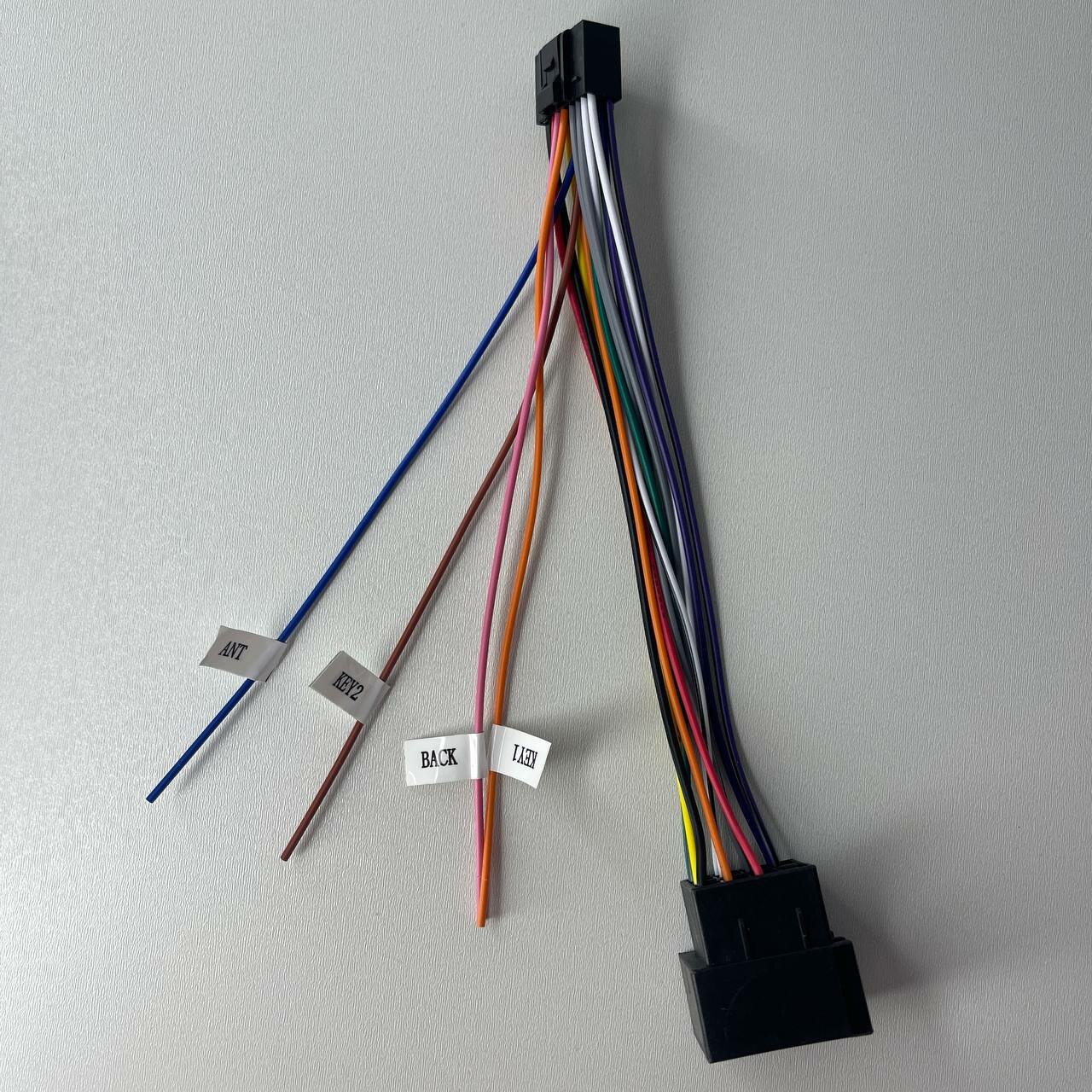 Переходник 16 pin к ISO разъему для подключения Android автомагнитолы