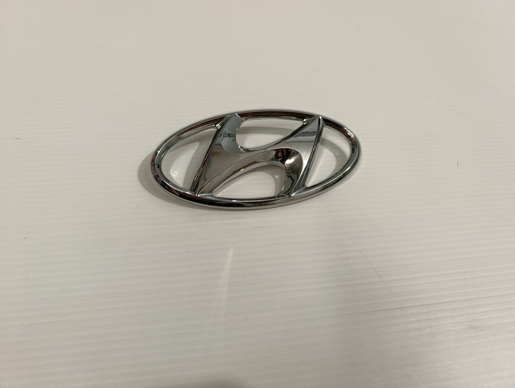Эмблема Hyundai 11.5x5.3 см Хром