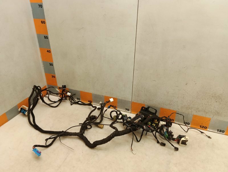 Б/У Дефект-часть отрезана Проводка подторпедная Chery IndiS 2011 DB, S18D 396374 CHERY арт. S18D3724030