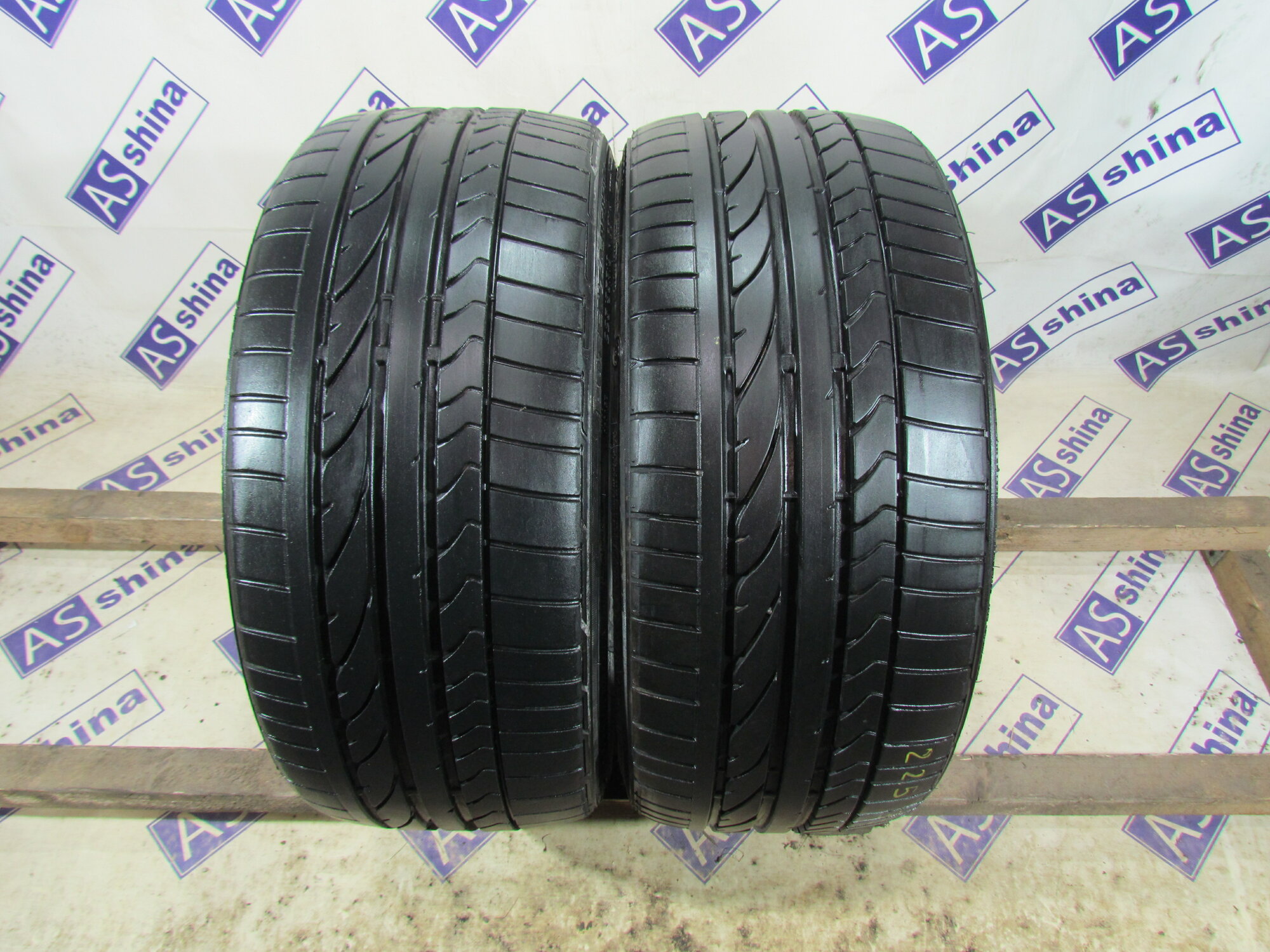 Bridgestone Potenza RE 050A 225 35 R19 RunFlat летние БУ шины 5-10% износ , артикул 0014485