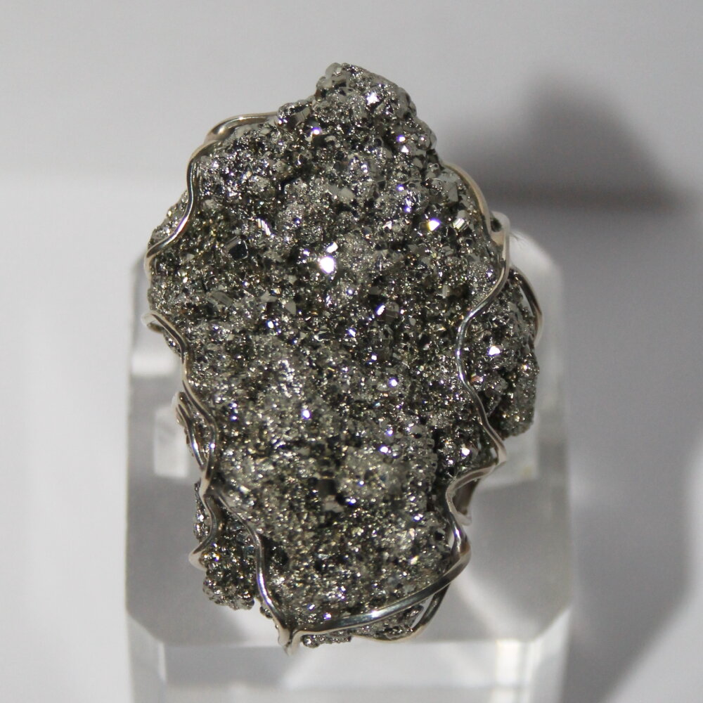 Кольцо, пирит