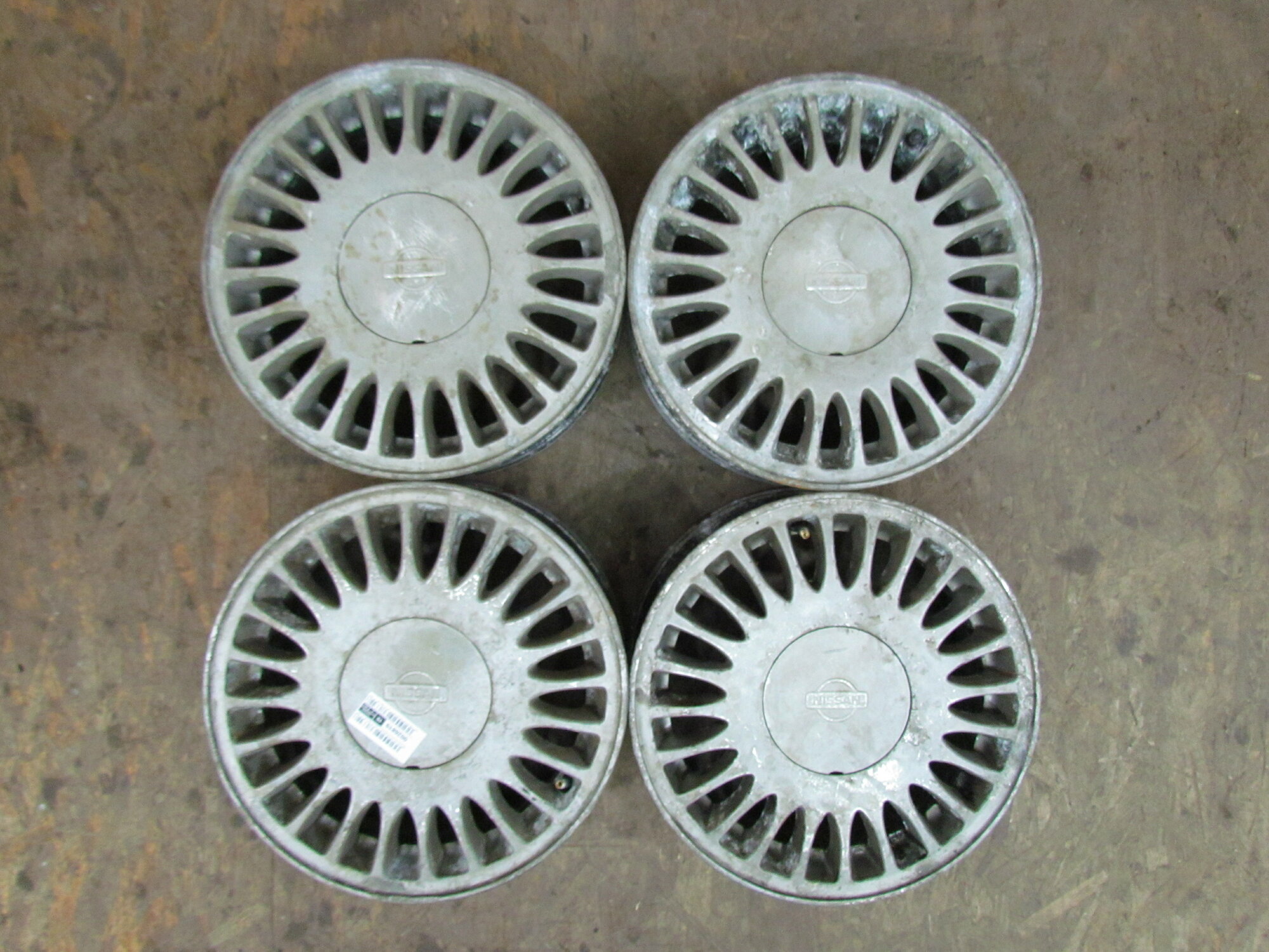 Комплект колесных дисков Nissan R15 6J ET45 5*114.3 DIA66.1 (реплика) 0026819