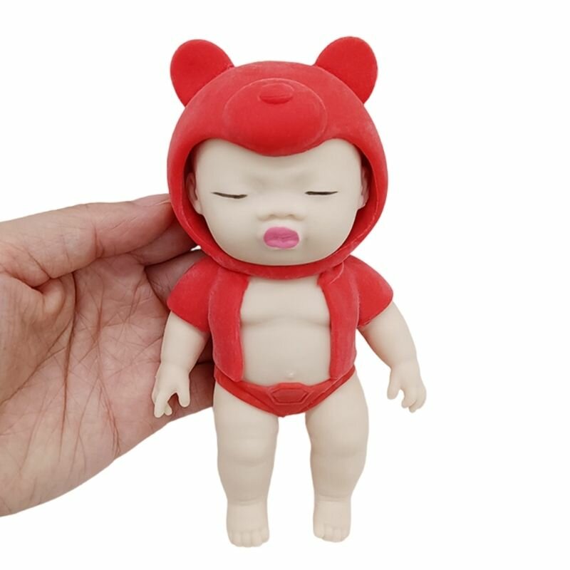 Маленькая кукла в шляпке-красно-белая малышка