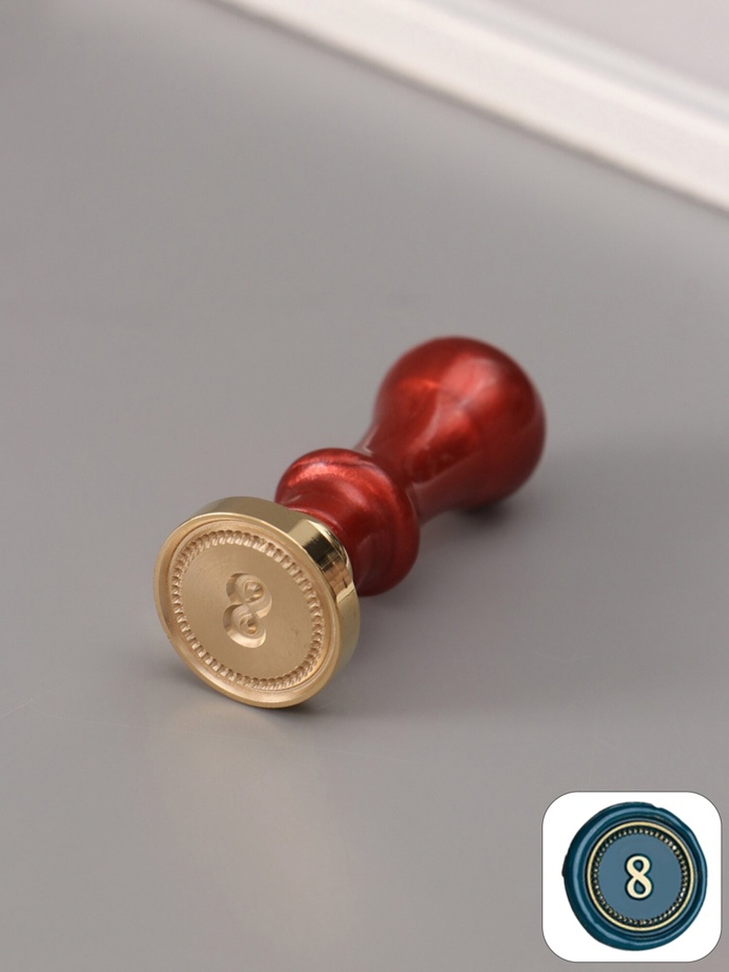 Печать для сургуча с пластиковой ручкой «Классика цифра 8», 2.5×2.5×6.3 см