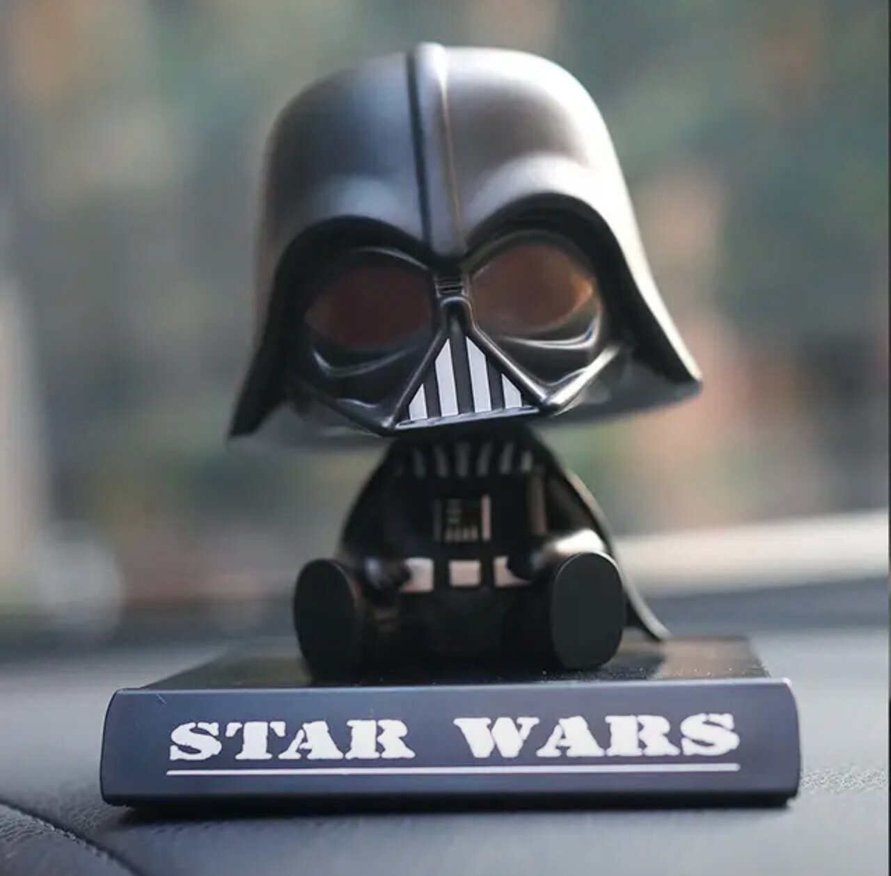 Фигурка-подставка в автомобиль 12 см: персонаж Дарт Вейдер (Darth Vader)