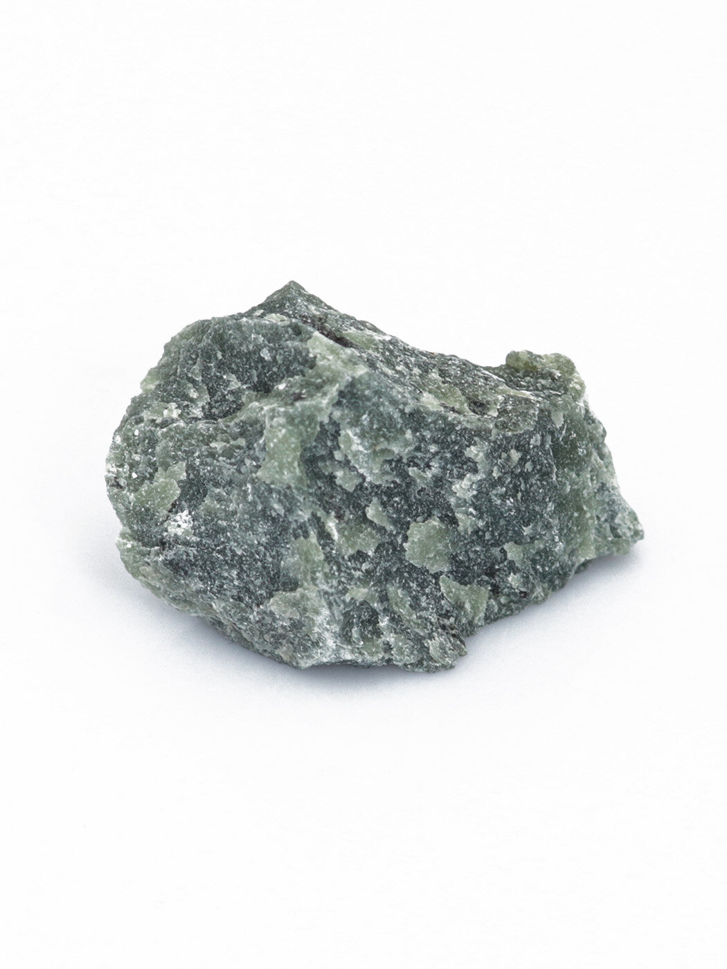 Нефрит необработанный, натуральный камень/минерал (5-10 г, 2,2-3,2 cм)