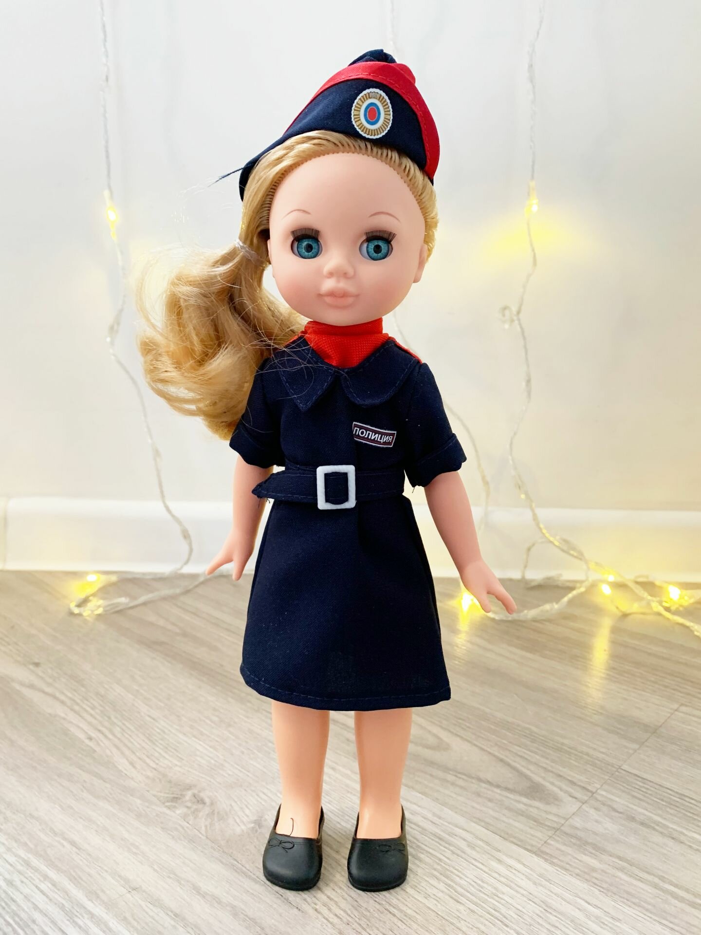 Кукла полицейский девочка - рост 30 см / Весна