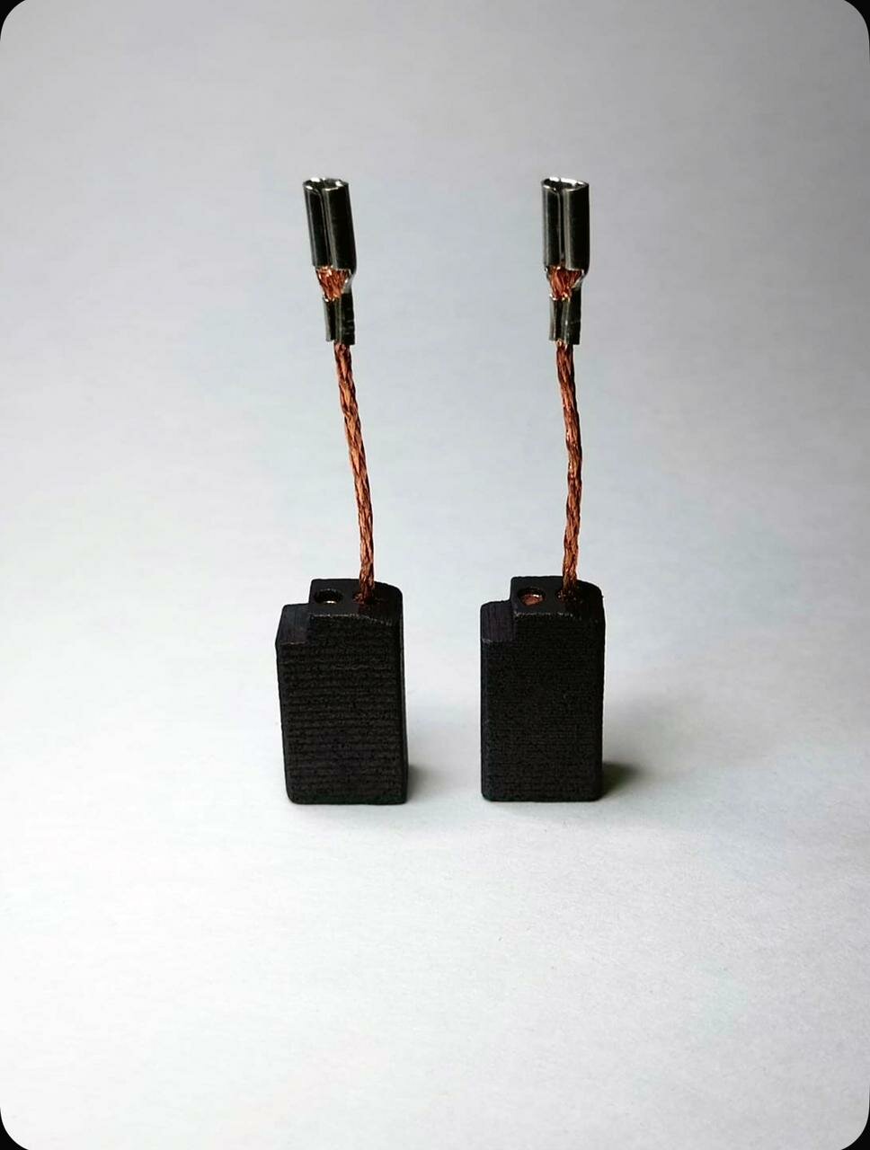 Угольные щетки для УШМ DeWalt D28141