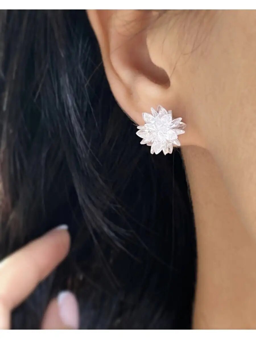 Серьги пусеты, кристаллы Swarovski