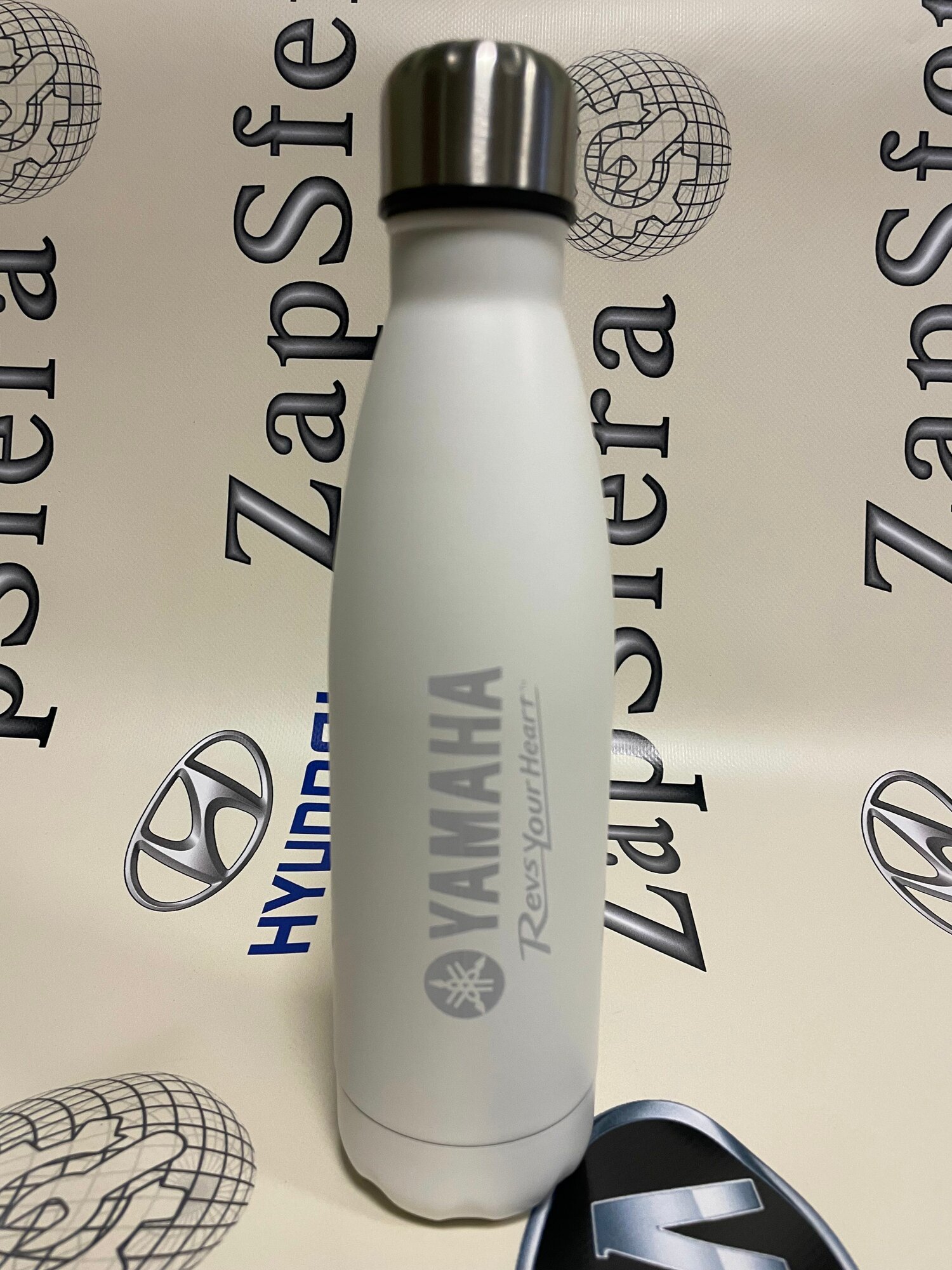 Термобутылка, термос 0,5 л Yamaha бутылка для воды металлическая 500 мл