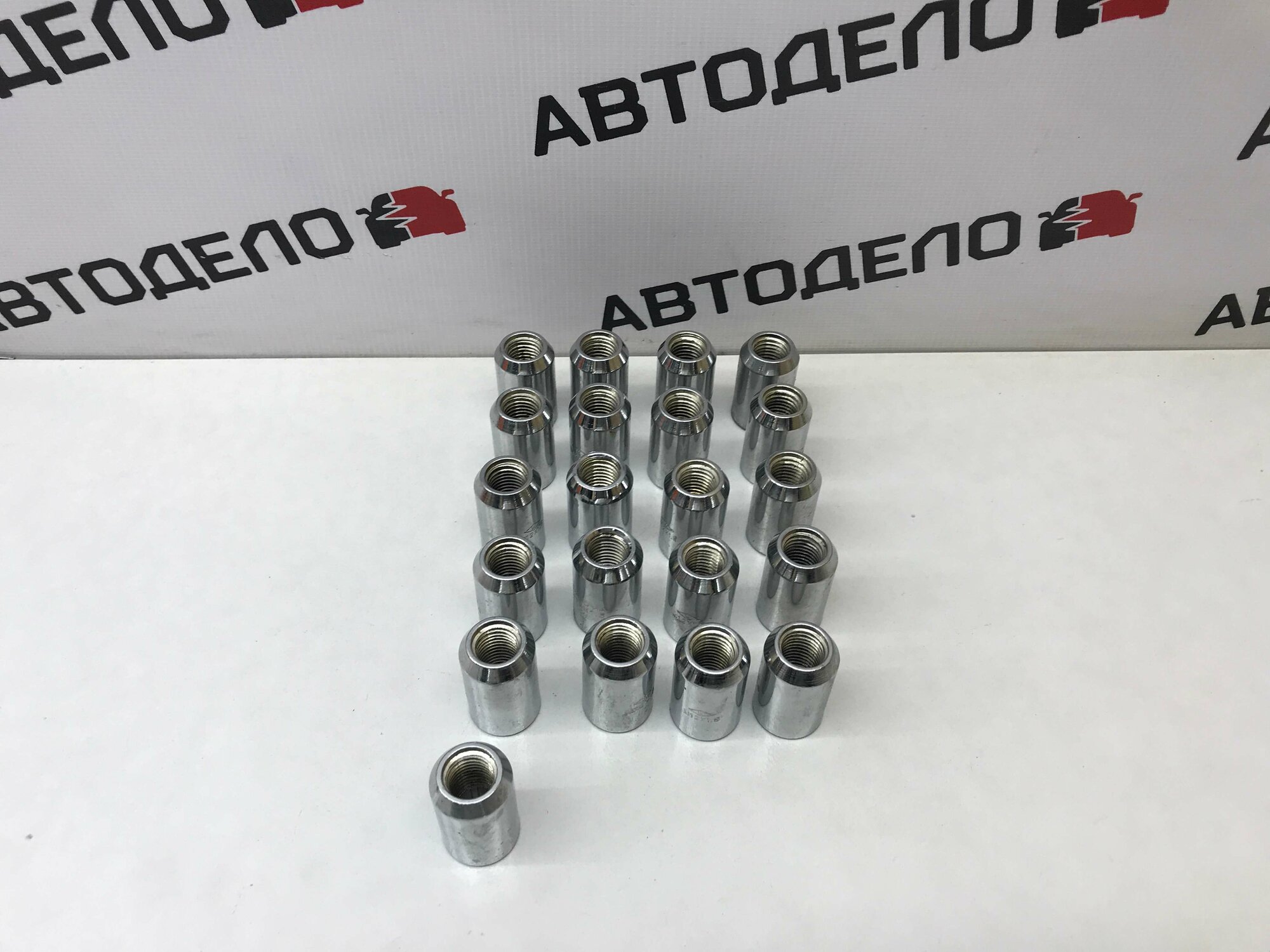 Гайки колесные комплект 21 шт. M12 x 1.25