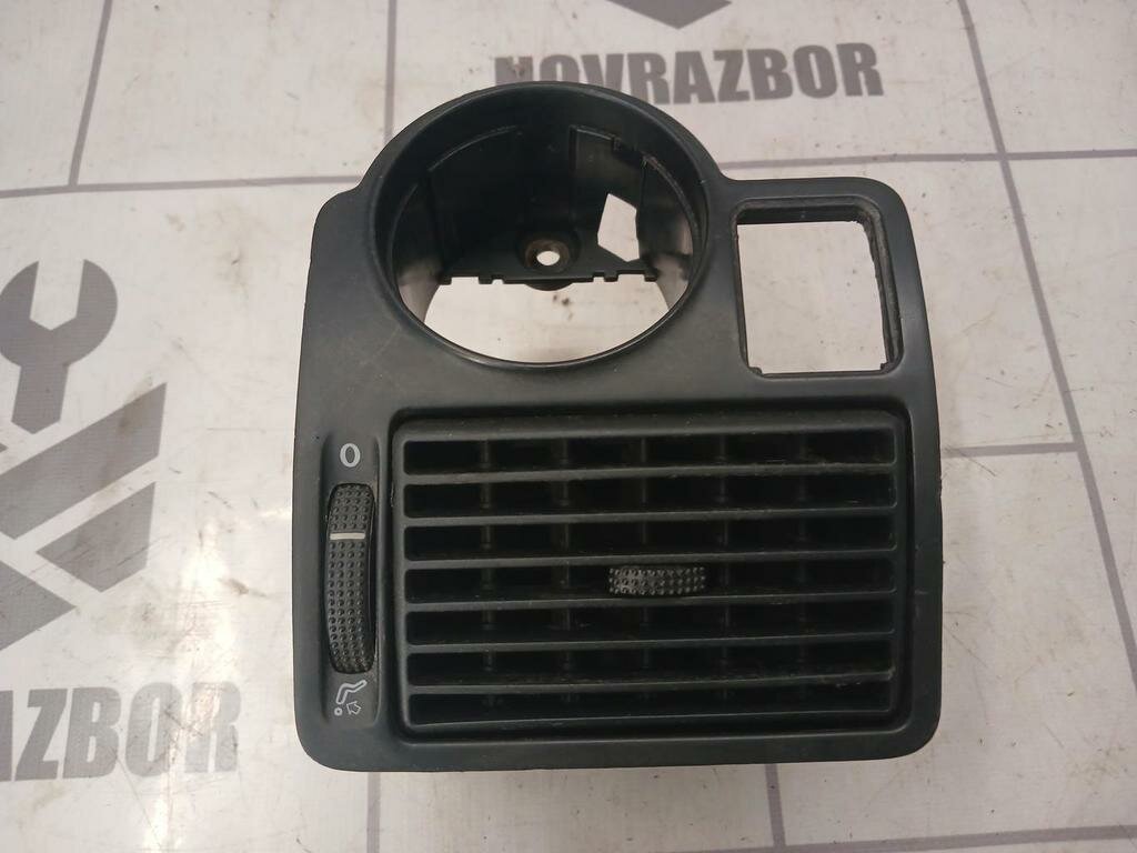 Дефлектор воздушный VW Golf 4 Bora 97-05