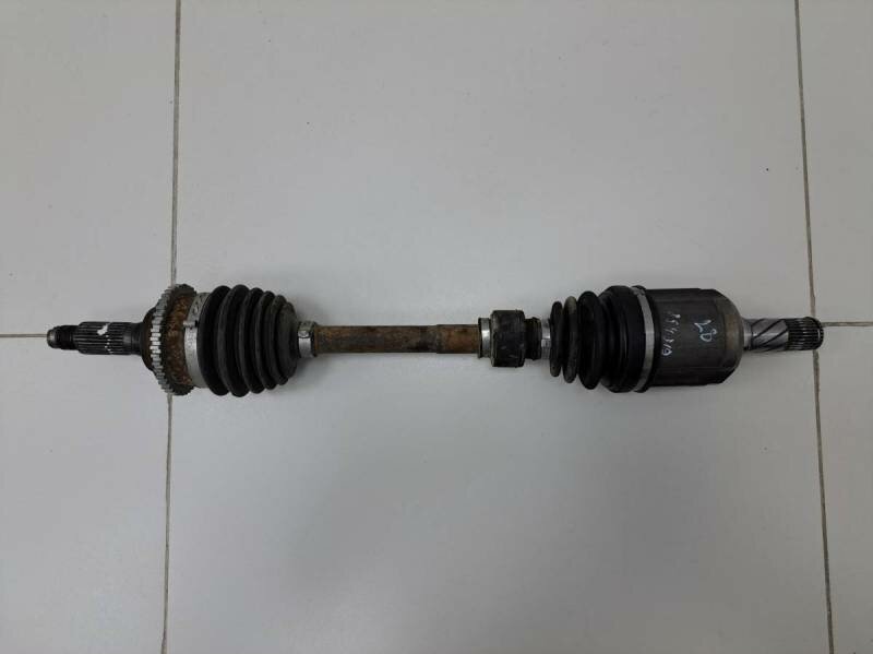 Привод передний левый Mazda Atenza GG 2002-2007 кат.номер: GD602560XA GD602560XB