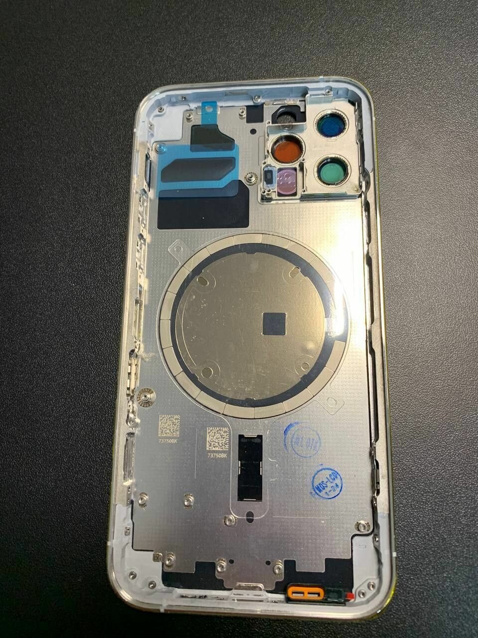 Корпус iPhone 12 Pro белый (Silver), комплект кнопок, сим-лоток — фото 1