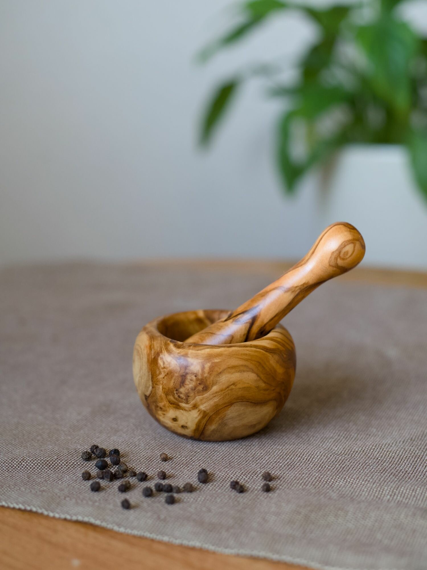 Ступка с пестиком “OliWood”, из оливкового дерева, ручная работа, d - 8 см