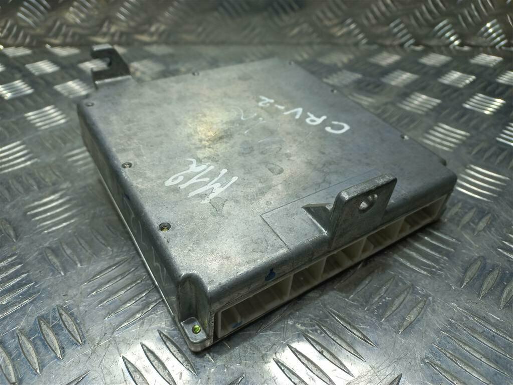 Блок управления двигателем Б/У для HONDA CR-V II (2001—2004) 37820PNBE53