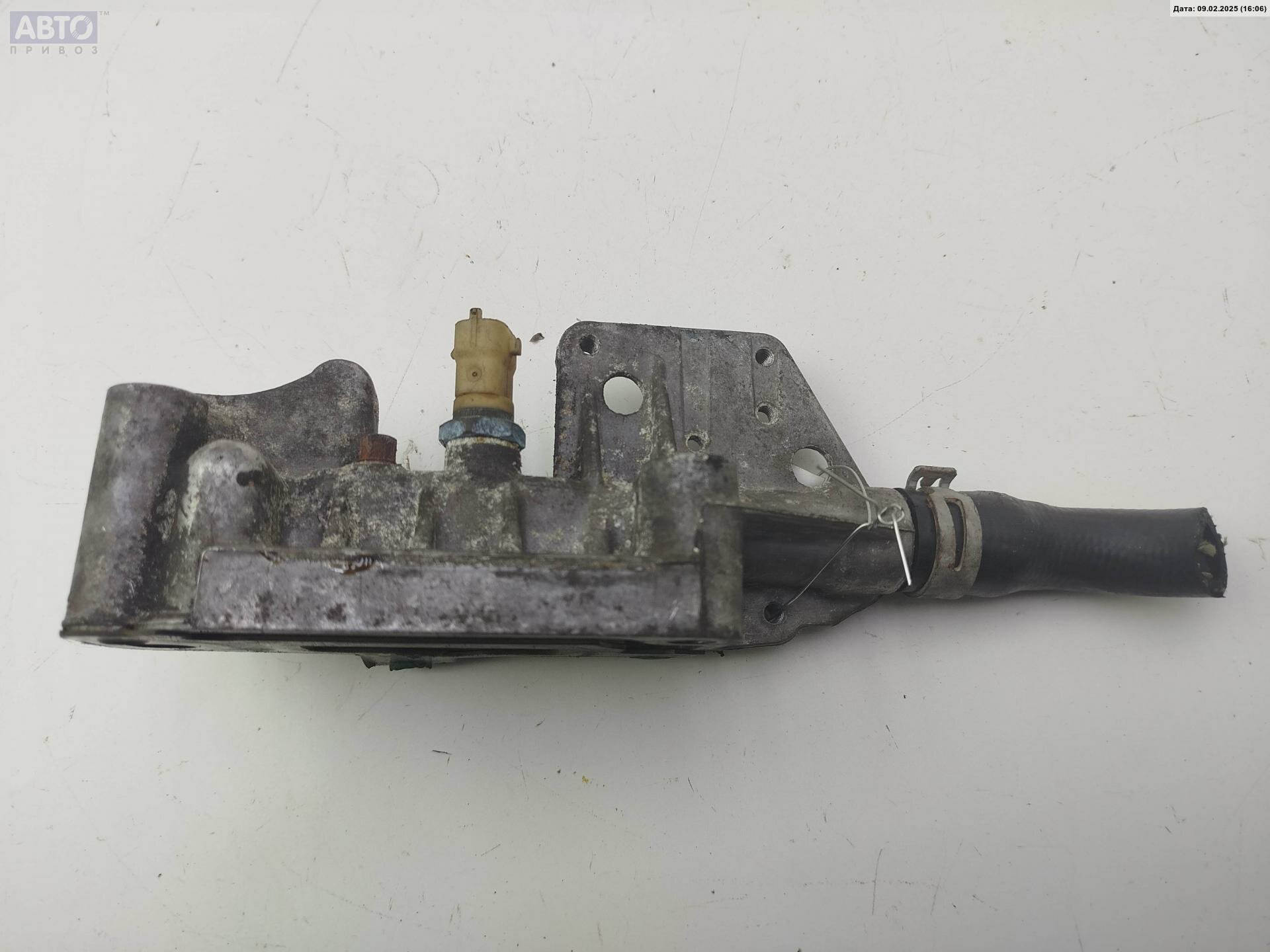 Фланец (тройник) системы охлаждения Opel Astra H (2004-2009)