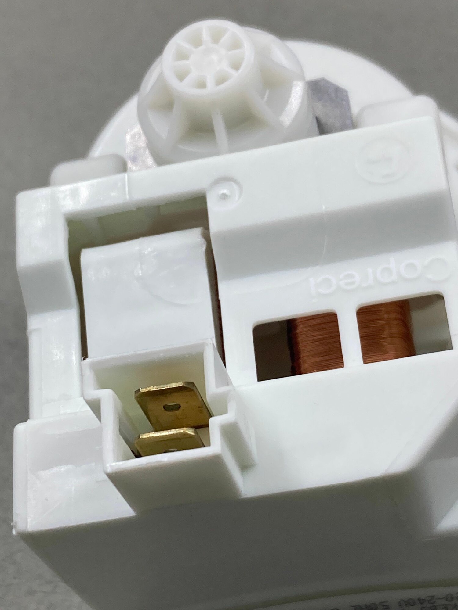 Насос для посудомоечной машины Indesit помпа сливная