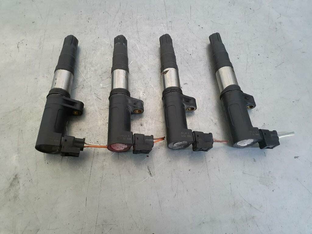 Катушка зажигания Renault Modus 2004 8200765882