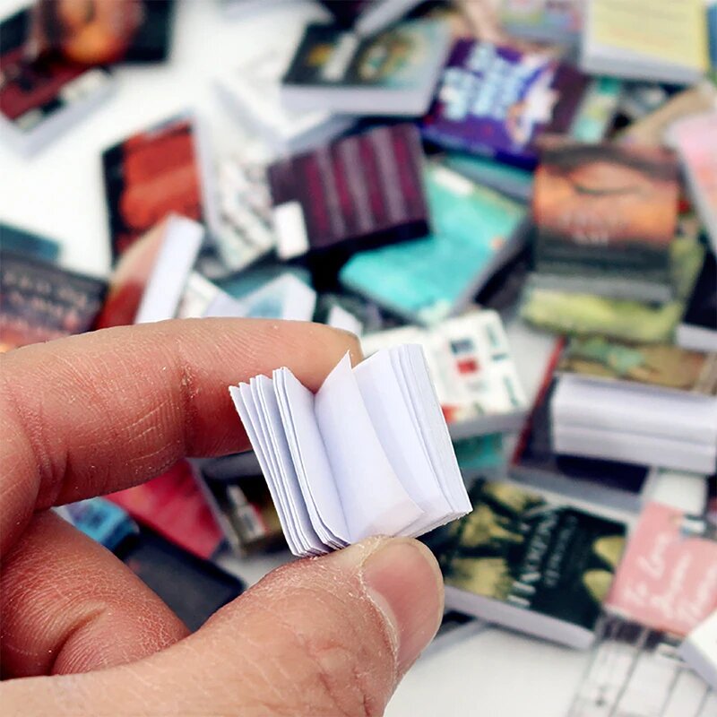 100 шт. случайные миниатюры кукольного домика, классические мини-раскладные книги, мебельные аксессуары для кукольного дома, декор, детские игрушки, подарок