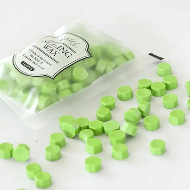 Сургуч в гранулах 100шт - салатовый перламутр. Воск кусковой цветной для творчества