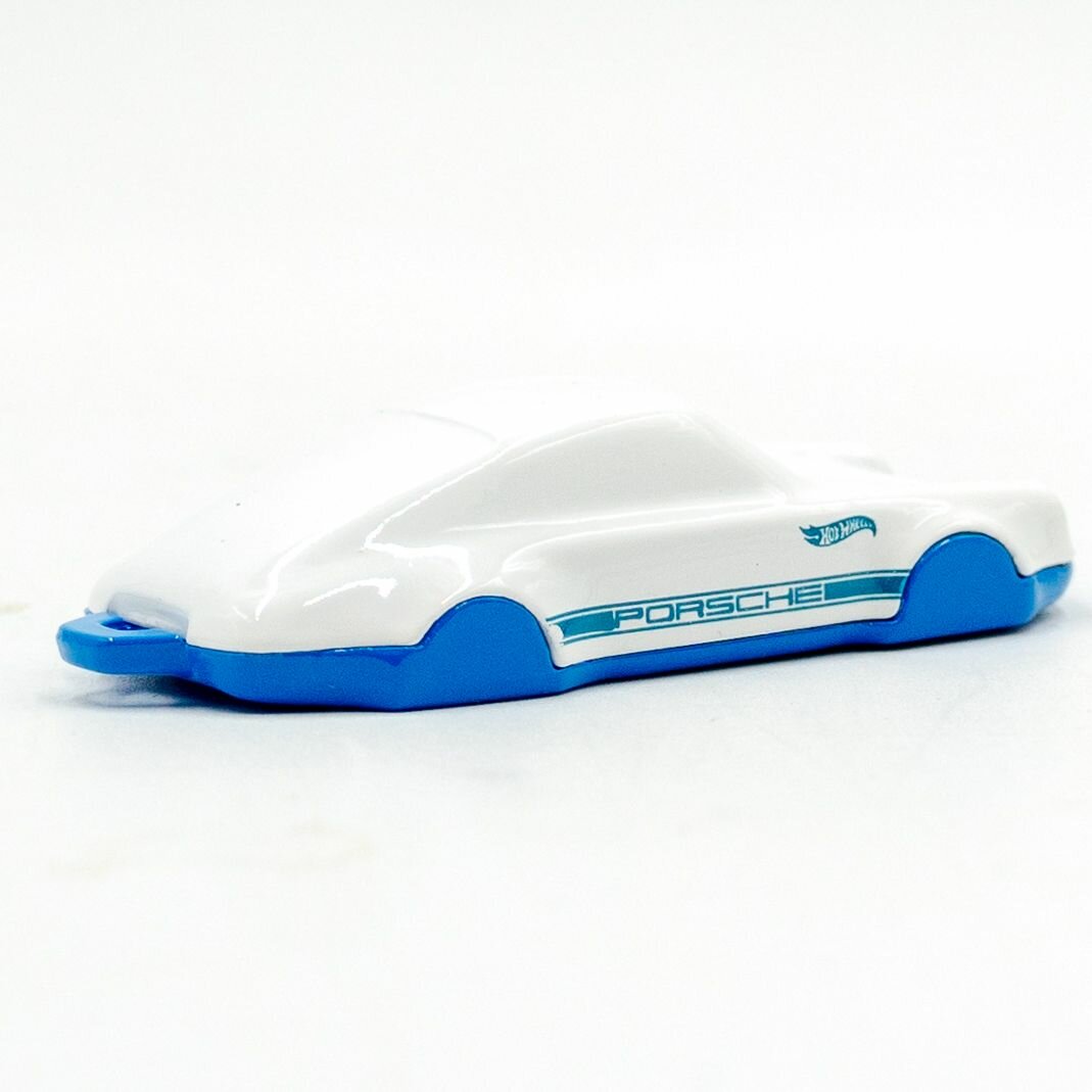 Hot Wheels Машинка брелок Porsche 911 Carrera Машинки Хот Вилс Кейс N 2024