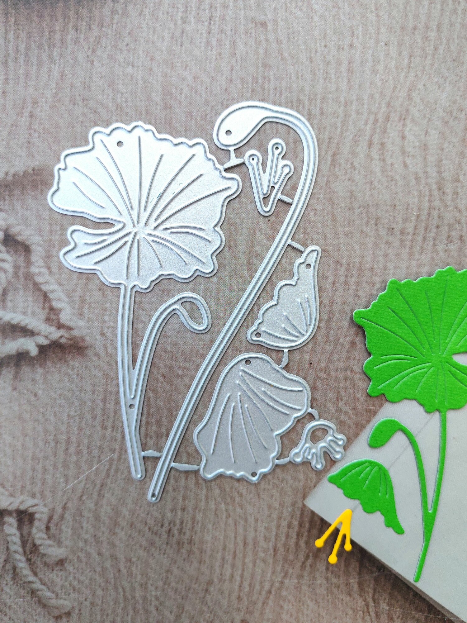 Нож для вырубки и тиснения "Купальница" , 6,9*9,8 см, для машинки для вырубки, скрапбукинга и рукоделия