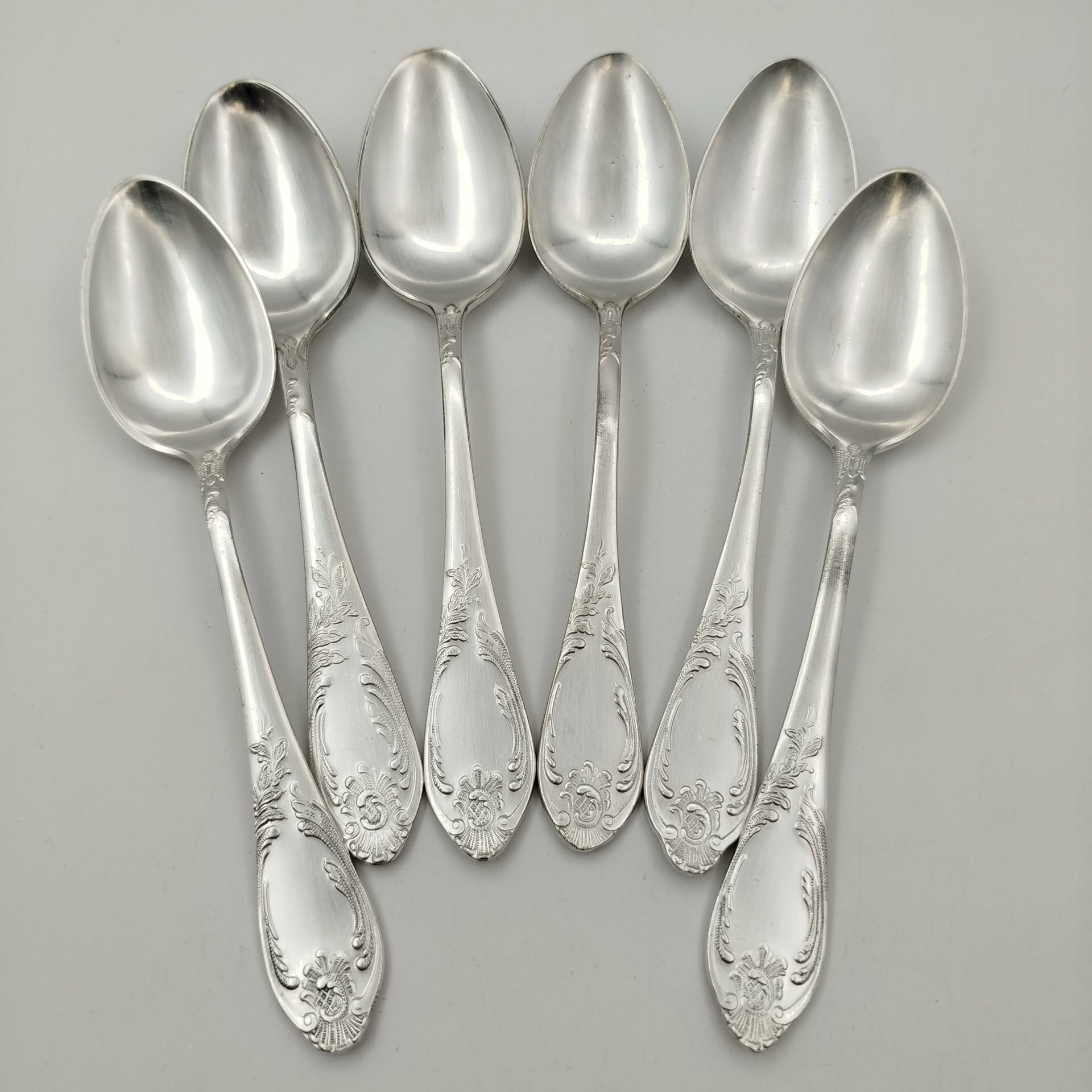 Набор из шести столовых ложек с растительным декором, мНЦ (медь-никель-цинк)