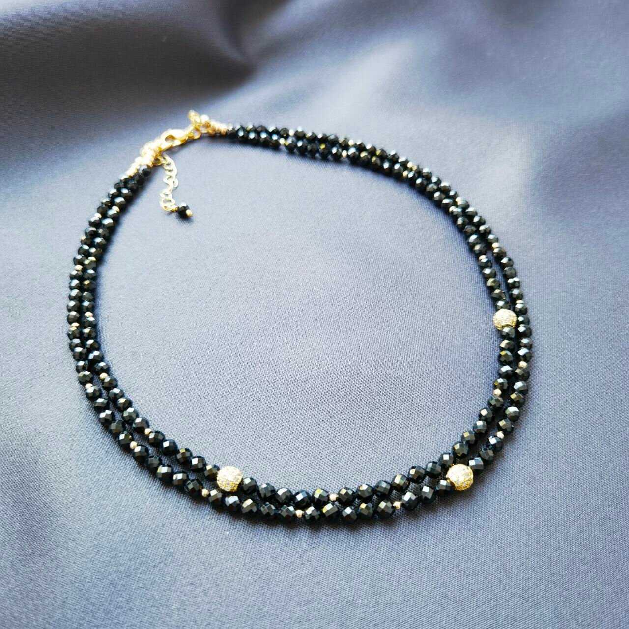 Колье, шпинель