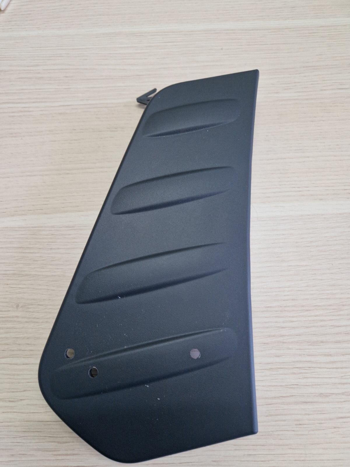 Крышка люка ГАЗ ГАЗон Некст С41R11-8403289, переднее левое, для крыла