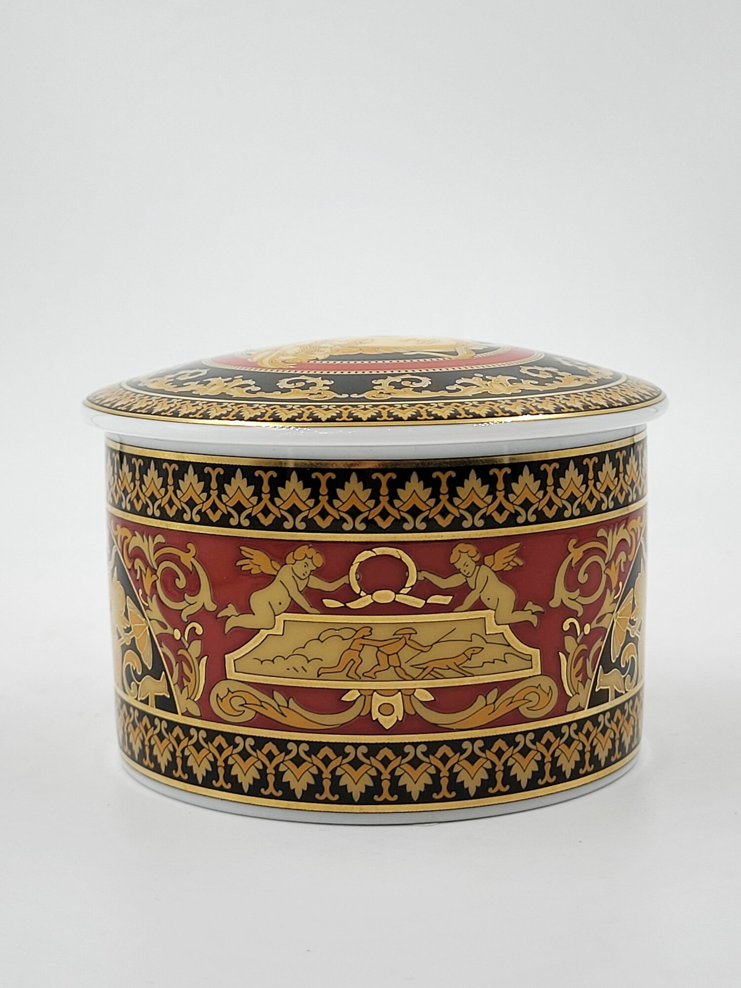 Шкатулка Medusa от интерьерного бренда, фарфор, красная, фигурная, 10x10x6 см