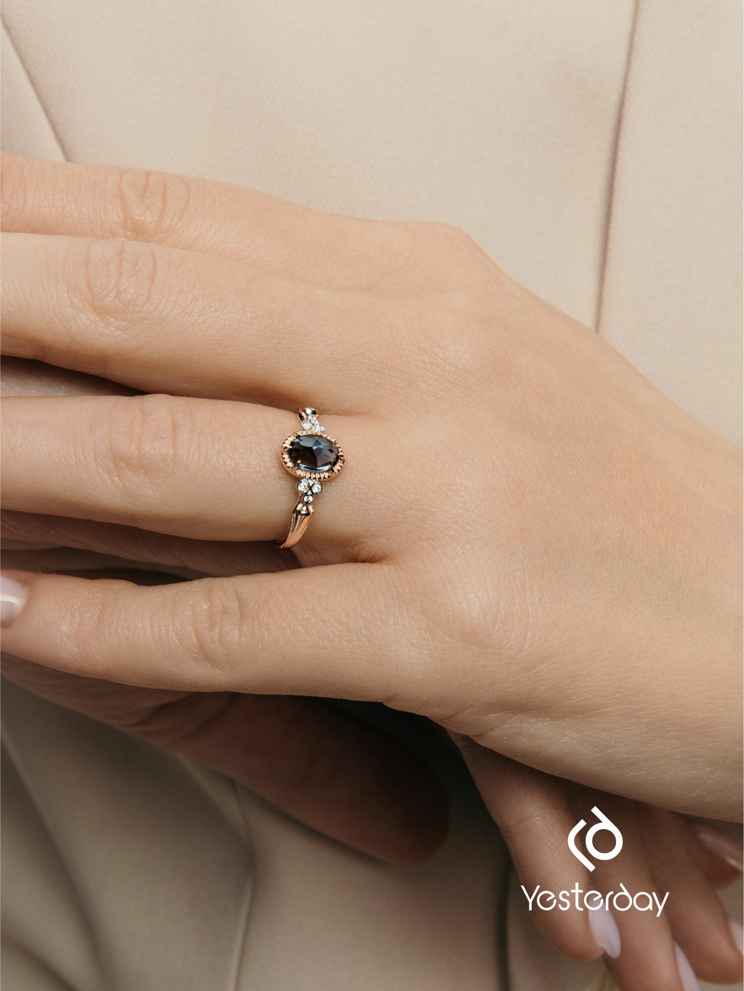 Кольцо, красное золото, 585 проба, Лондон топаз, фианит