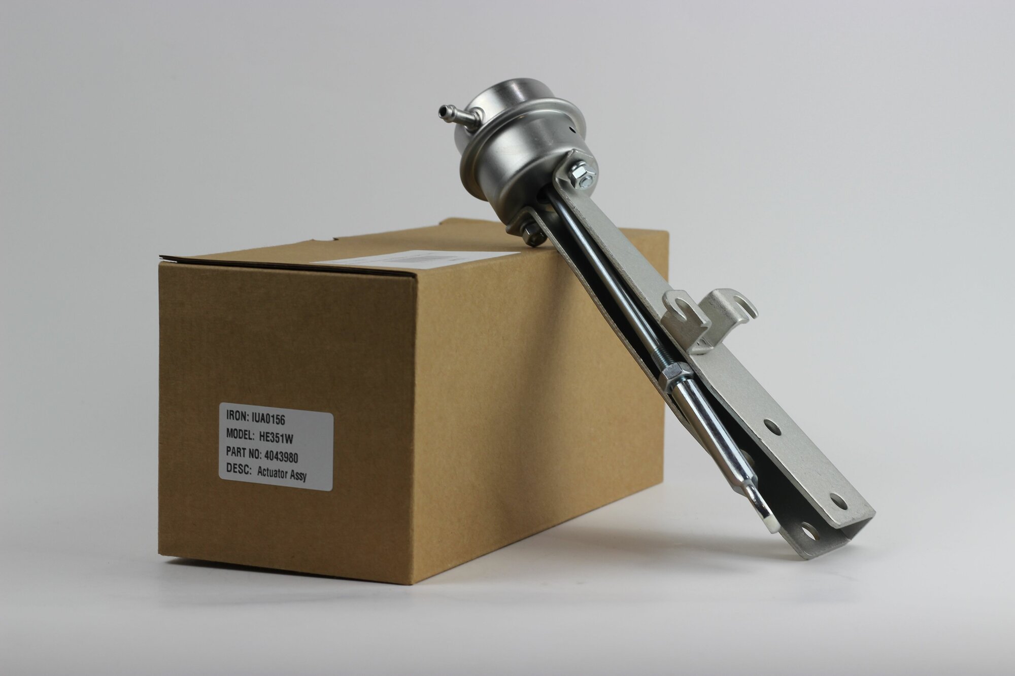 Актуатор турбины KAWASAKI, BOMBARDIER CASE NEW HOLLAND Tractor, (Кавасаки Бобардир, Кейс Нью Холланд Трактор, Камминз Индастиал Энджин), IUA0156 для 2834176