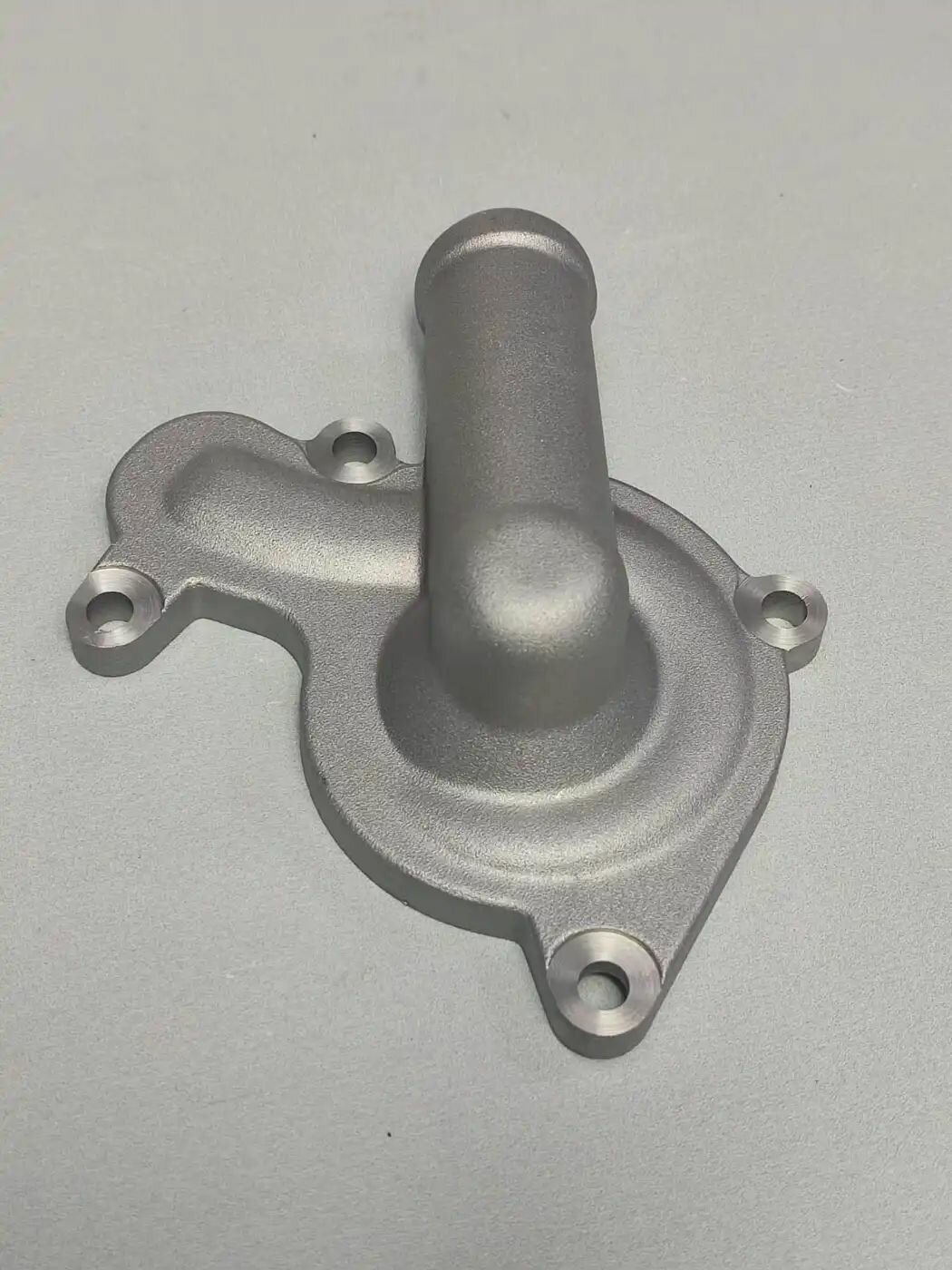 Крышка помпы охлаждения двиг. ZS 177MM NC250 (вод. охл.) CN