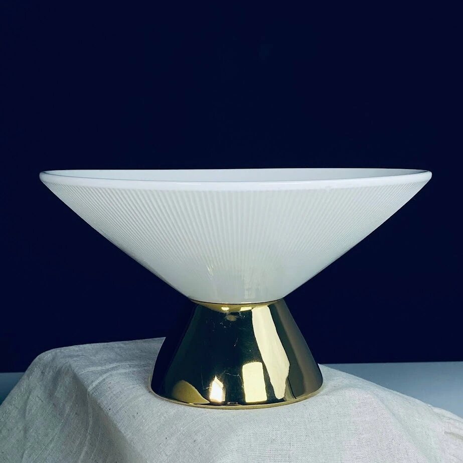 Фруктовница 22,5х13см на ножке MULTICOLOR Фарфор 163-013 118-163-013