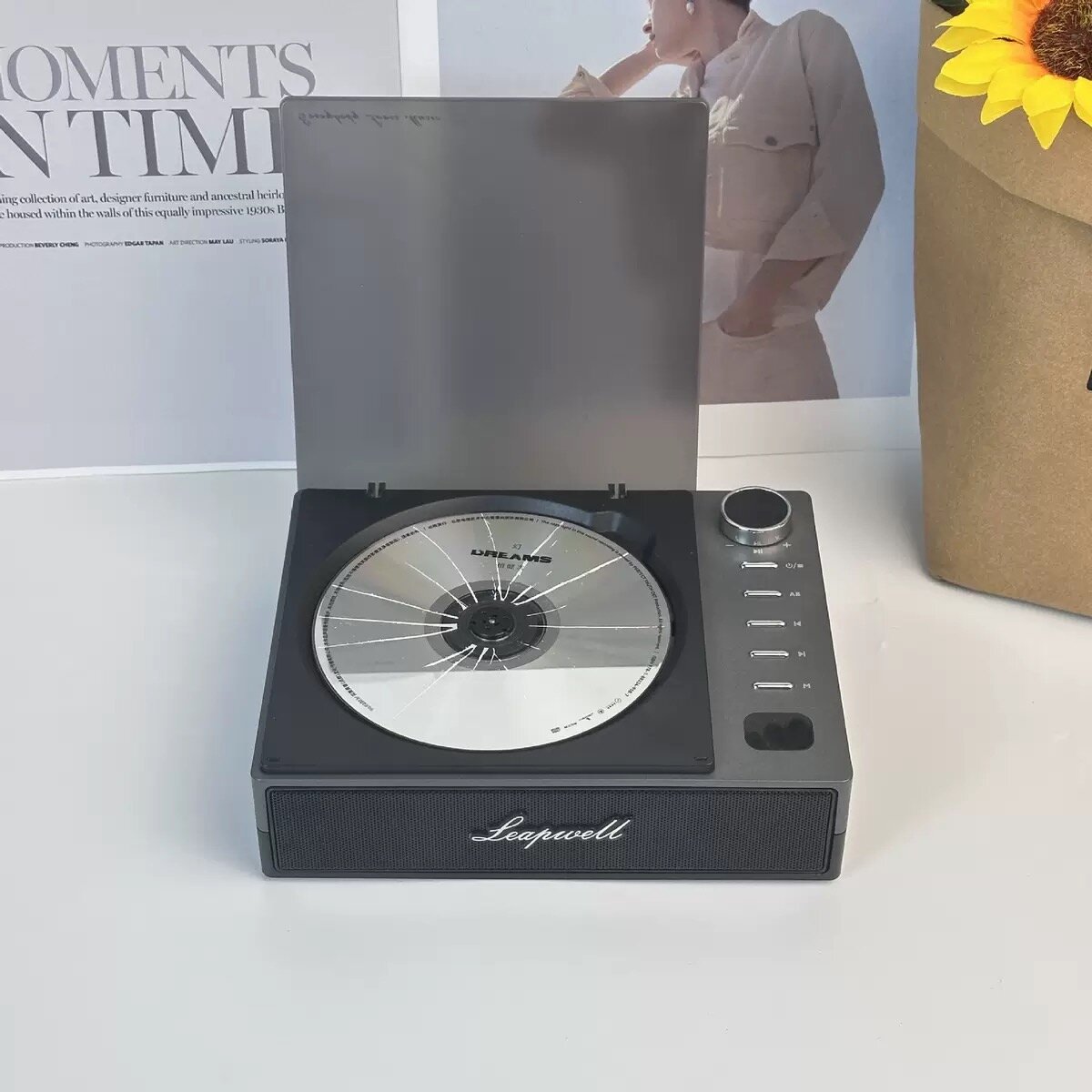 Leapwell HiFi CD-плеер, двухсторонний bluetooth-колонка, FM-радиоприемник, MP3-плеер, пульт дистанционного управления, встроенная батарейка2600mAh