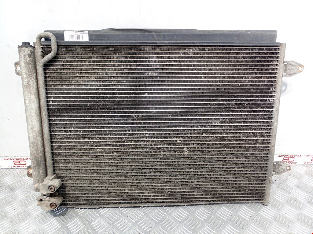 Радиатор кондиционера Volkswagen Passat 6 3C0820411G арт. 702935