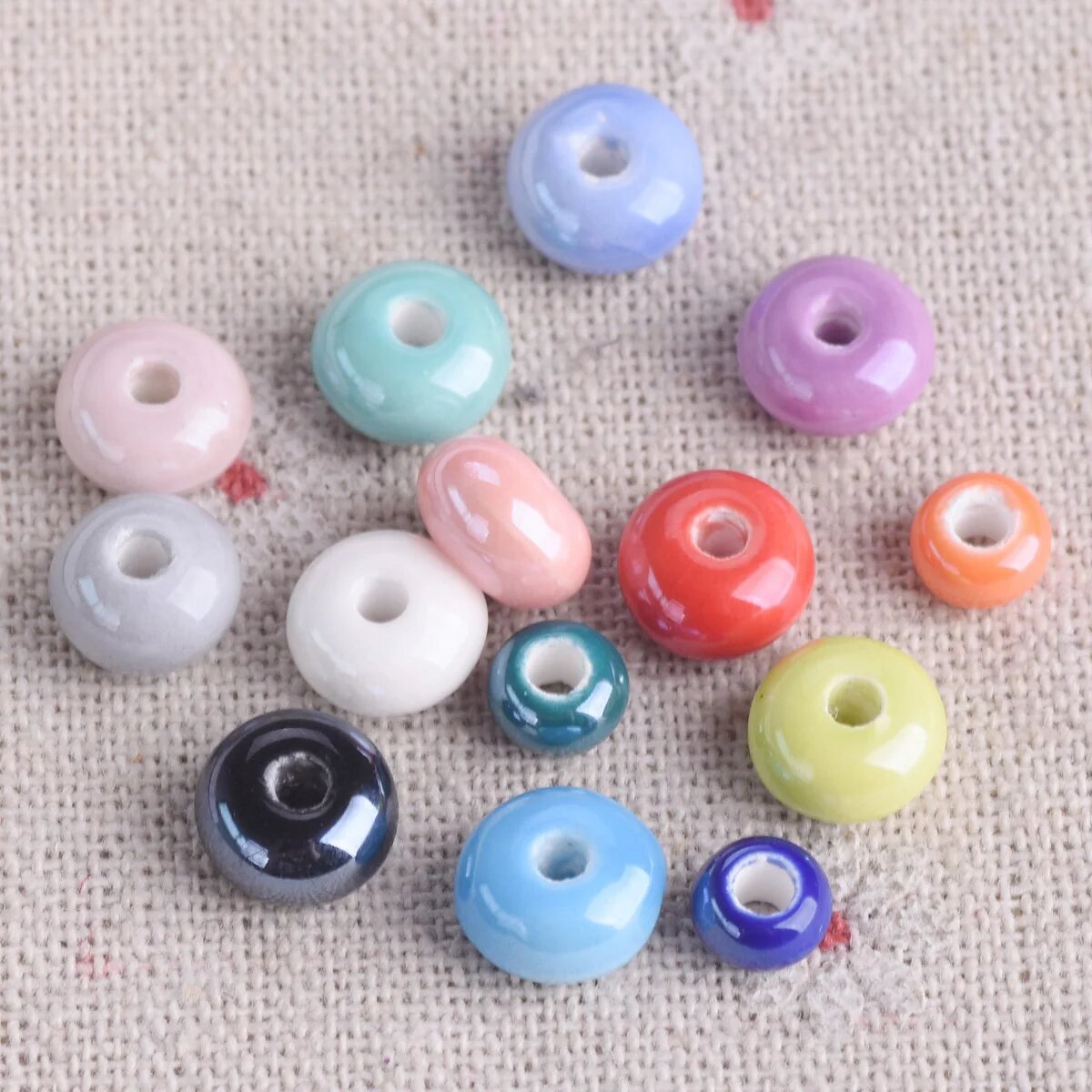 Керамические бусины-разделители 6x4mm 30pcs, Random Mixed