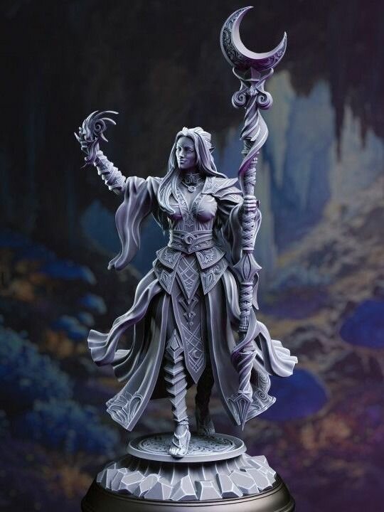 Верховная жрица луны (волшебница эльфийка) игровая фигурка, миниатюра для раскрашивания (высота 54мм, база 25мм)