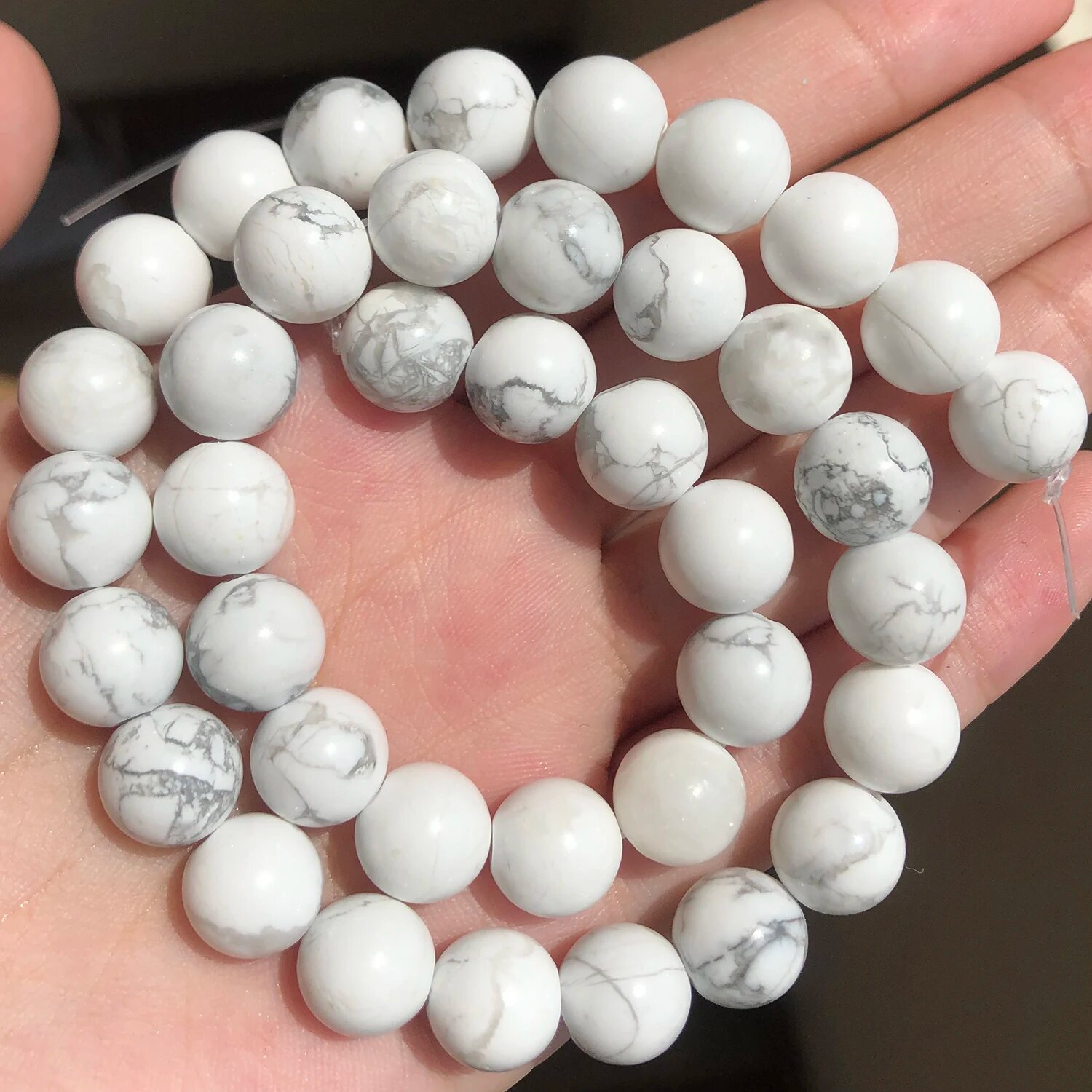 Белые бусины из White Howlite, 10 мм (36 шт.)