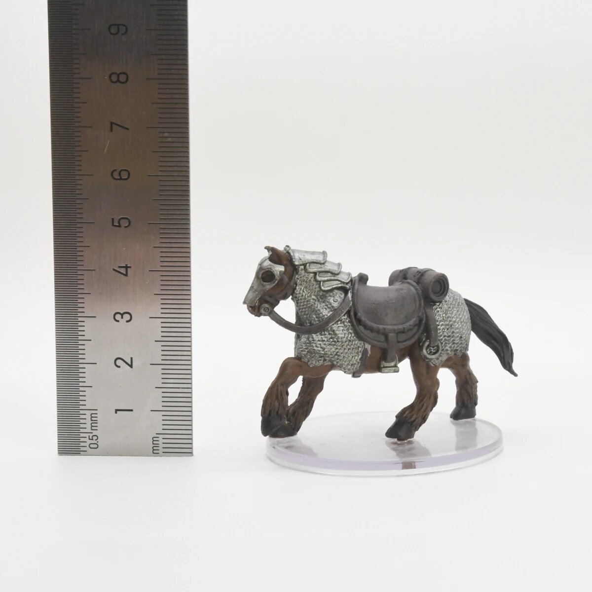 Миниатюра WARHORSE серая для настольной игры