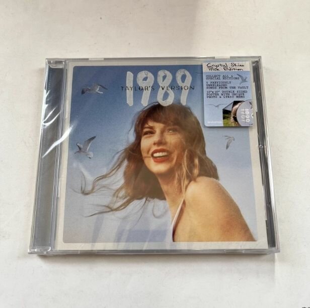 Тейлор Свифт в 1989 году перезаписала версию Тейлора.