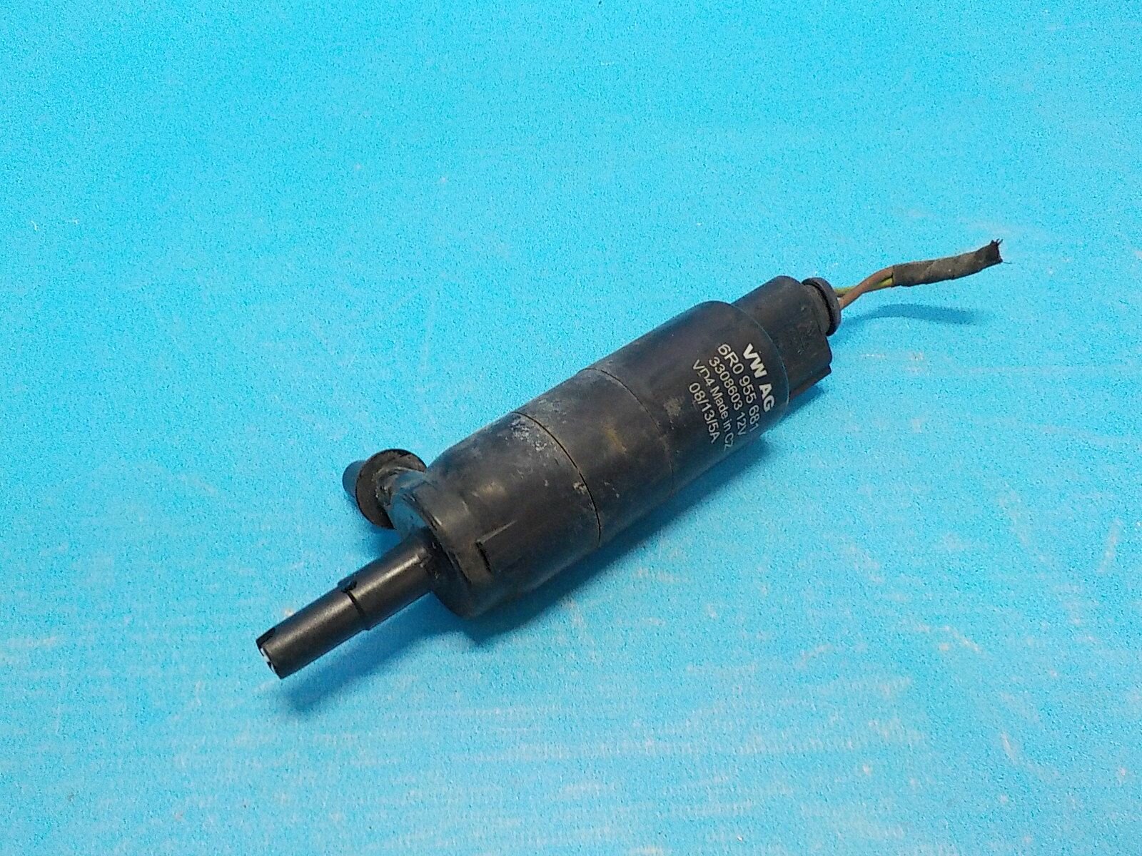 Моторчик омывателя фар SKODA Octavia A7 2013-2017 6R0955681 - Б/У