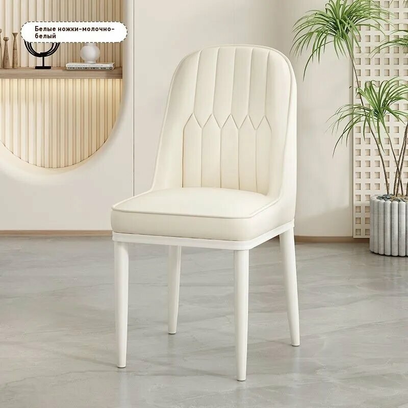 Стул, искусственная кожа, мягкий, на ножках, белый, 43x40x81 см