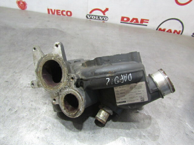 Корпус насоса системы охлаждения двигателя Paccar MX300 DAF XF 105