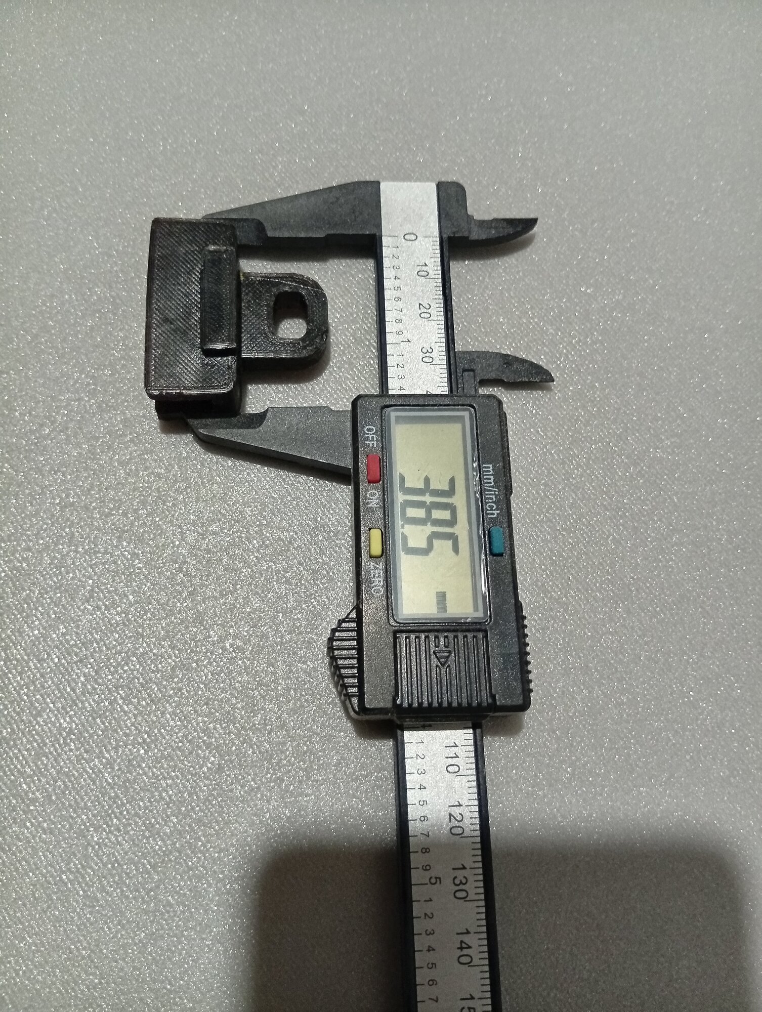 Кронштейн бокового стекла S6103101 для Lifan x50, x60, CHERY Tiggo, BYD, Toyota 1988-2015 Scion 2004-2015
