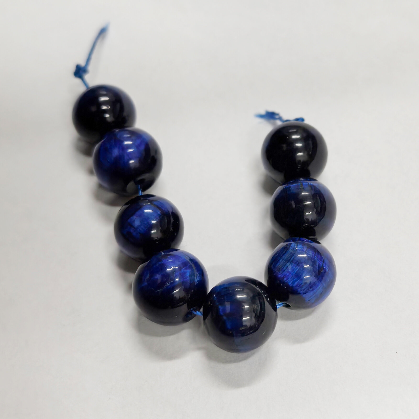 Бусины каменные, тигровый глаз синий, 12мм, 8 шт, низка
